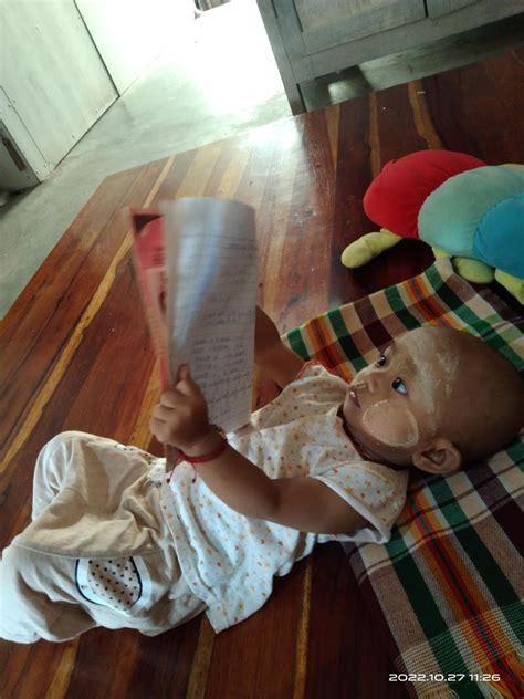 သမီးလေးအတွက် ခွန်အားဖြည့်စာများ Facebook