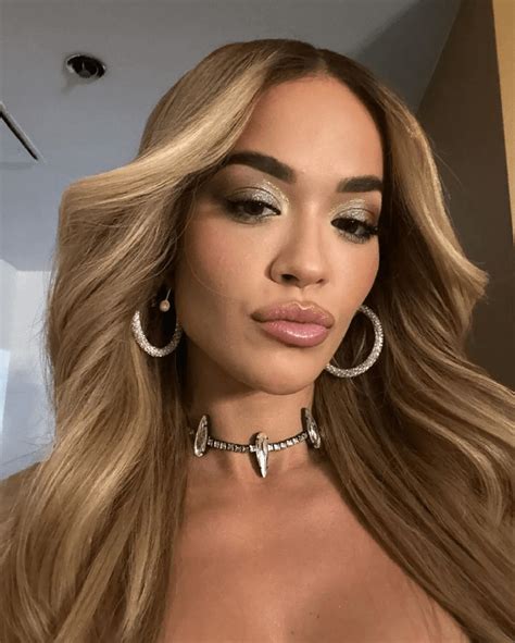 A Thin Vest Exposes Rita Oras Hourglass Curves While Fans Joke About