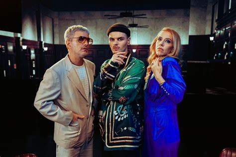 Miranda Abraham Mateo presentan Por Ese Hombre una nueva versión