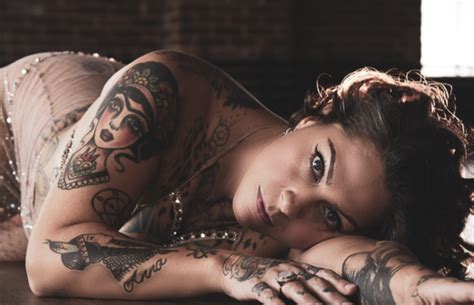 Danielle Colby Cushman Burlesco American Pickers Star Dances In Tiny