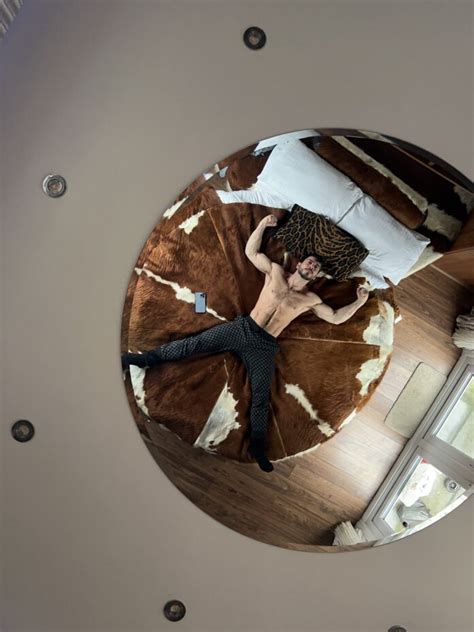 Model Of The Day Paddy Obrian Daily Squirt