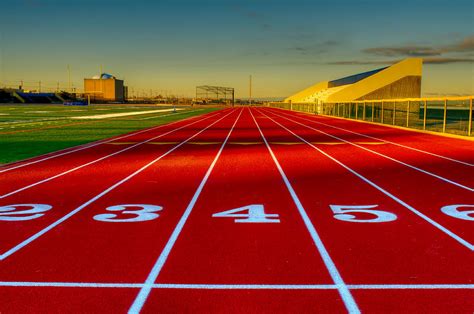 In The 100 Yard Dash At Andrea Newton Blog
