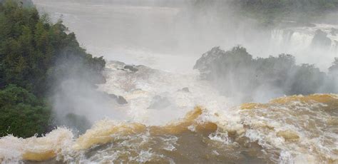 Cataratas del Iguazú reabrió el paseo de la Garganta del Diablo y ofrece un espectáculo