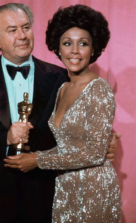 Pin By Pinapple On Exemples Hollywood Divas Vintage Black Glamour