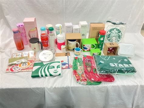 【傷や汚れあり】01 【まとめて】starbucks スターバックス 限定タンブラー、カップ 、クリスマスグッズ 現状渡し 759n9の落札