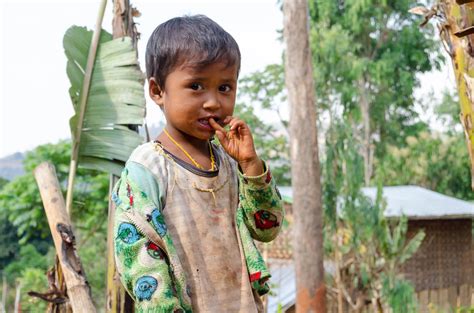 Die Gesichter Von Myanmar Synke Unterwegs