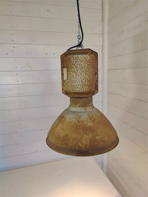 Predom Mesko Suspension Métal Catawiki