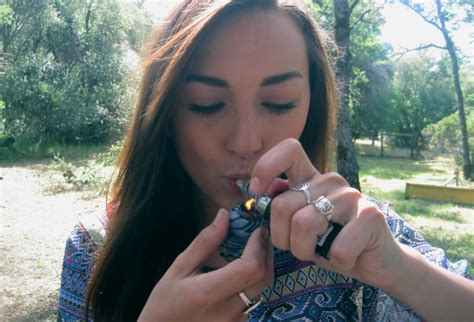 Hot Stoner Girls
