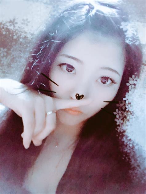 Lia On Twitter 絡んでくださいまし´˘` 雰囲気嫌いじゃないよって人らぶりつ 美男美女と繋がりたい 仲良くして
