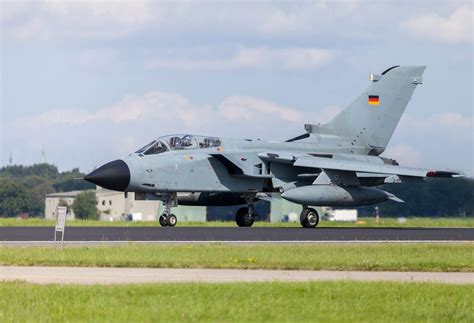 Der Reccelite Pod Am Eurofighter Aus Der Erprobung