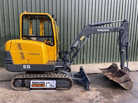 Volvo Ec25 26 Tonne Mini Digger 3140 Hours 3 Buckets Excavator