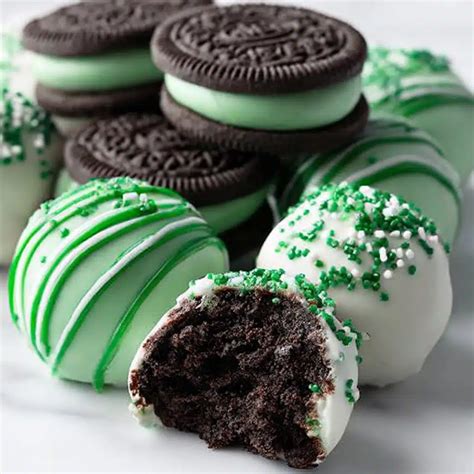 Mint Oreo Balls Recipe Irresistibly Minty And Chocolatey