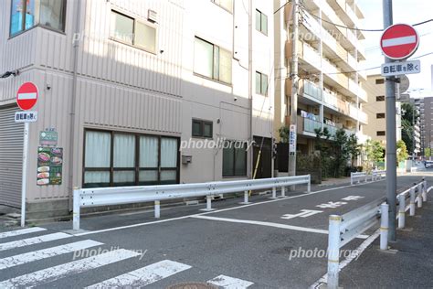 車両進入禁止 写真素材 4709026 フォトライブラリー Photolibrary
