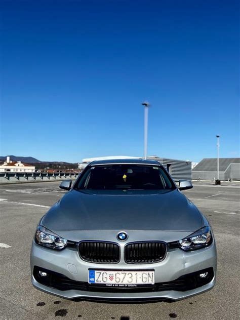 Bmw 320d Lci 2015 God