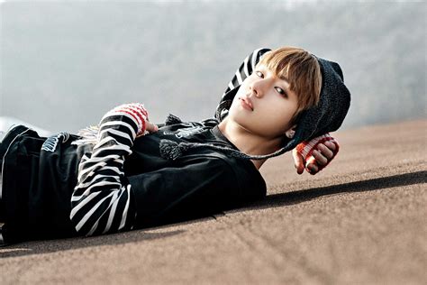 Kim Taehyung Wallpapers Wallpaper Cave