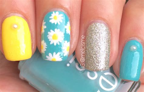 Uñas decoradas con flores sencillas de hacer UñasDecoradas CLUB
