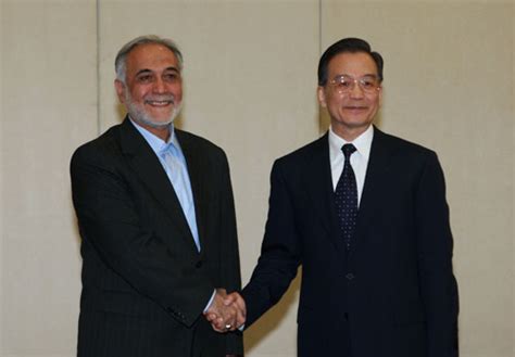 温家宝会见出席博鳌亚洲论坛09年年会外国领导人