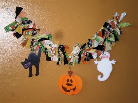 Spooktacular Best Halloween Garland Decorations Guide Liliss ペット Blog