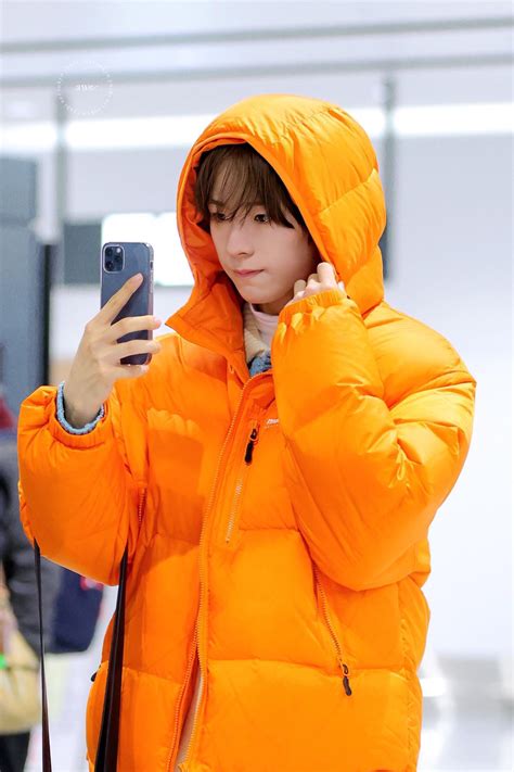 [잡담] 유우시의 애착귤패딩🍊 인스티즈 Instiz 연예 카테고리