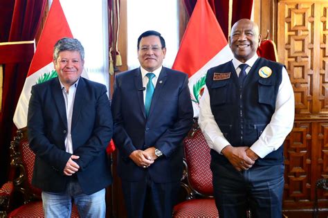 Jefe del INDECI sostuvo reunión con presidente del Congreso Noticias