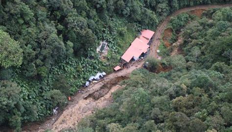 Colombia Al Menos 10 Muertos Por Avalancha Que Arrasó Campamento