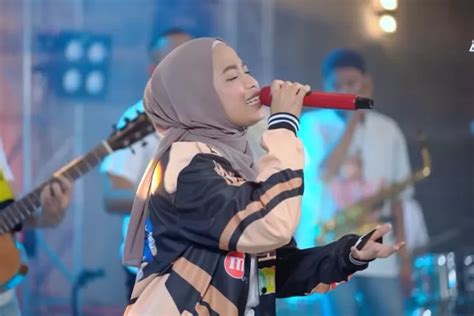 Lirik Lagu Rungkad Suci Tacik Lagu Populer Saat Ini Jatim Network