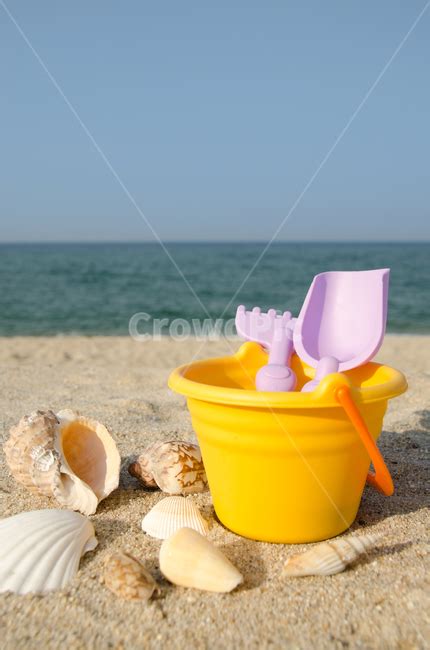 바다 모래사장 장난감 모래놀이 조개 사진이미지일러스트캘리그라피 Tdrc작가