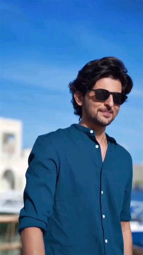 Sona Sona Itna Bhi Kese Tu Sona Dr World Crush Pics Pretty Songs