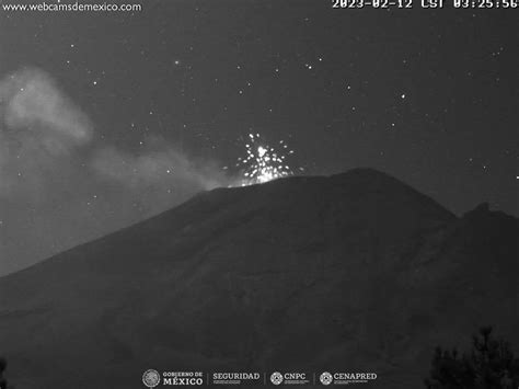 El Volcán Popocatépetl Registró Una Nueva Explosión Con Material