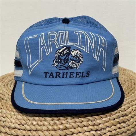 American Vintage Accessories Vintage 8s North Carolina Tar Heels