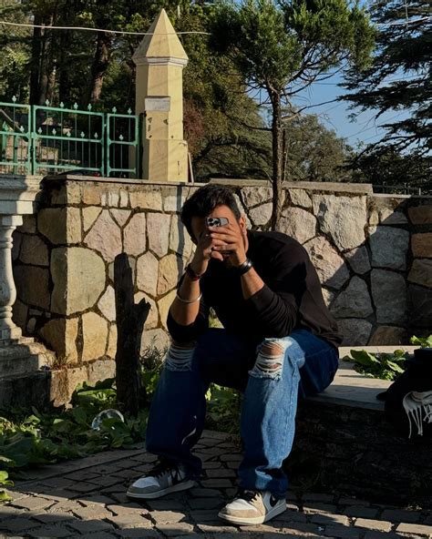 Harsh Mehra 🧠🗣️💙 Instagram