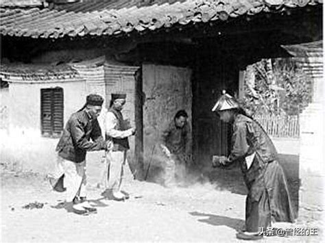 晚清走向衰亡旧照，八国联军侵华北京附近的百姓纷纷引路 搜狐大视野 搜狐新闻