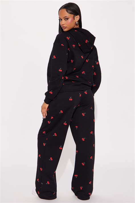 Sweeter Than Cherries Sweatsuit Set Black Fashion Nova