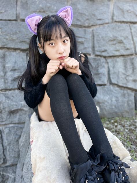 唯花🌼🌼🌼 On Twitter こんばんにゃ〜🐾🤍 今日は222で猫の日🐱とツインテールの日だから、ツインテール猫みみ唯花で写真撮った
