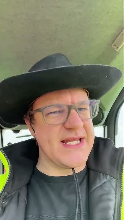 Driving A Telehandler And Cant Help Wishing It Was A Jcb Nizlopi