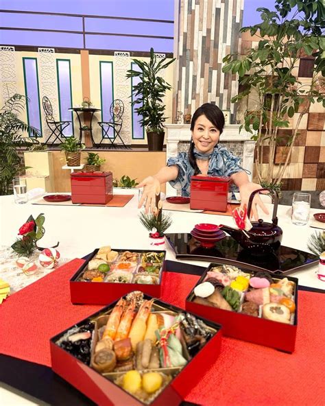 大桃美代子さんのインスタグラム写真 大桃美代子instagram「👍いいね、押してみて。 ️が飛ぶよ。 連打すると、 ️が大きくなるよ