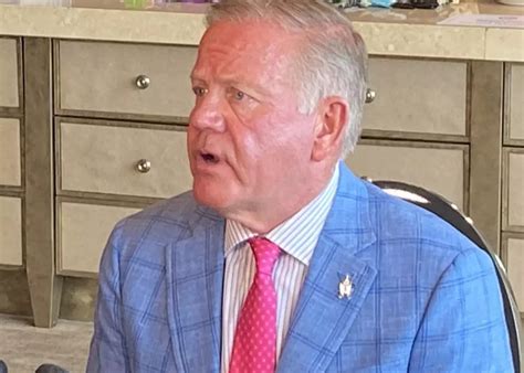 The Story Behind Lsu Coach Brian Kellys Blue Dog Lapel Pin