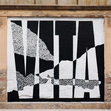 Ars Brevis Vita Longa Ús Barcelona On Behance Mural Mural Art