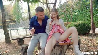 Tiffany Tatum Gets Her Pussy Licked By Vince Karter Outdoors Porn