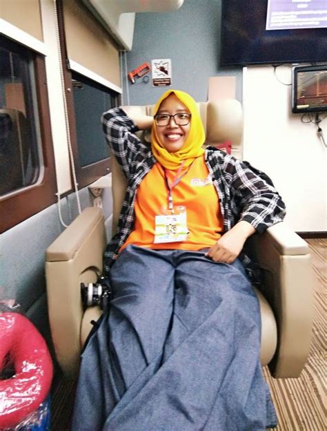 Mudik Warna Wangi Daia Dengan Kereta Api Sembrani Priority Imperial