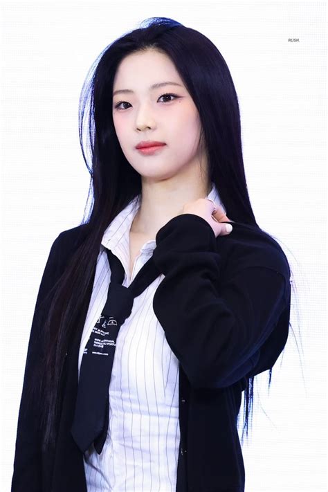 Pin On Ruka 루카 🦥 In 2024 Korean Girl Cute Actors Girl