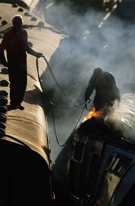 Clapham Junction Rail Crash In Pictures Remembering The Tragedy 36 Years On Mylondon