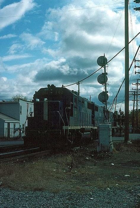 Bm Emd Gp38 2 No 202 The Greatrails North American Railroad Photo Archive