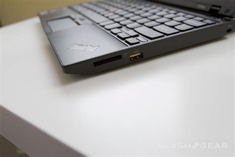 Lenovo ThinkPad X100e Review