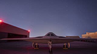 Us Air Force Unveils New B 21 Raider Stealth Bomber Space