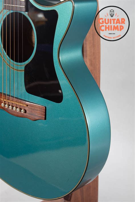 Guild S4bg Songbird Barry Gibb Signature Guitar Chimp