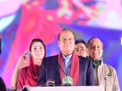 Pakistan Fromer Pm Nawaz Sharif Return After 4 Years See Photos Nawaz