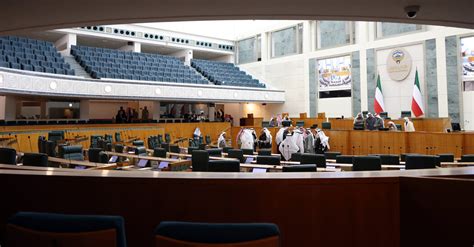 Kuwaiti Emir Dissolves Parliament For Up To Four Years The New York Times