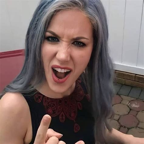 Proof That Alissa Can Be Really Cute When She Wants To Be Rmetalboners