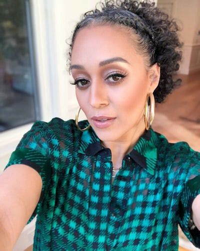 Heres How Tia Mowry Is Stepping Into 2021 Essence